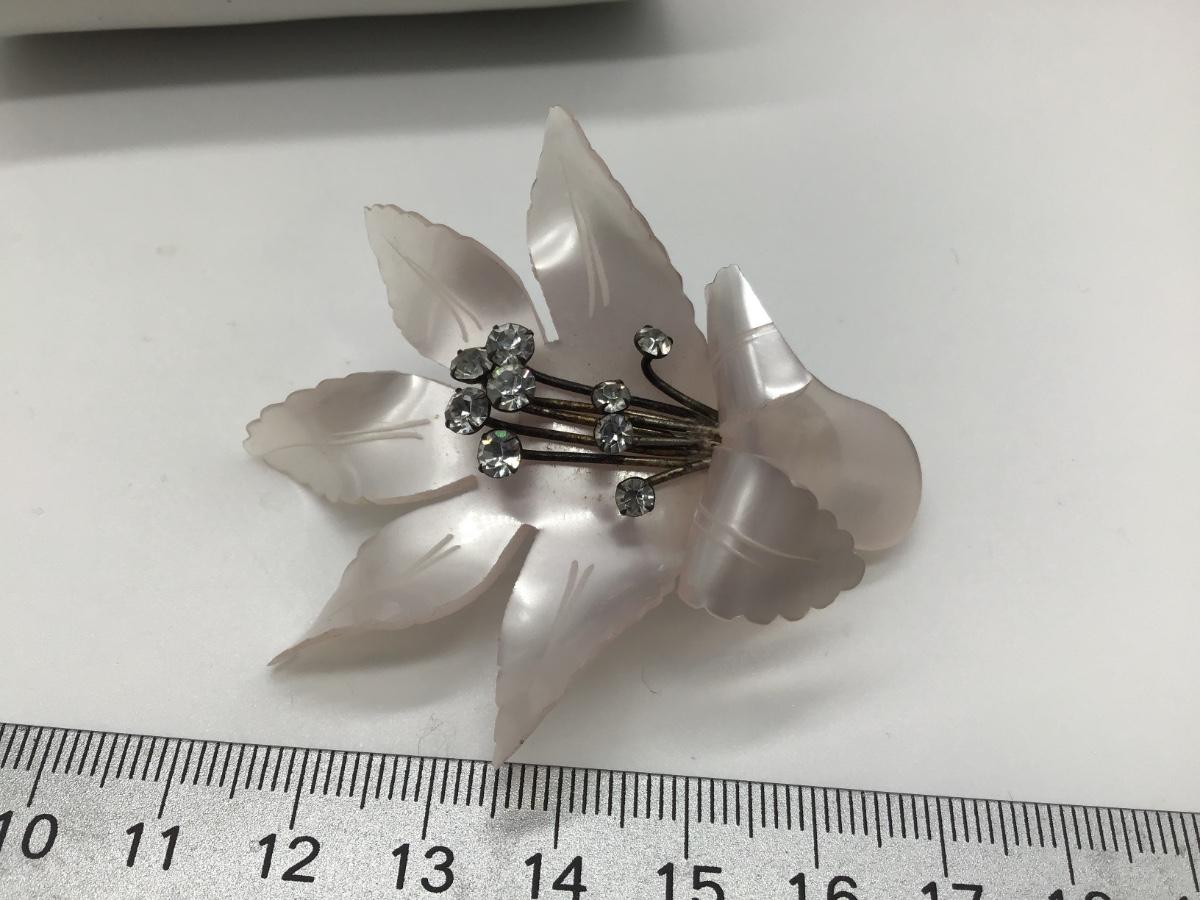 Vintage Soft Pink Acrylic Type Rhinestone Floral Brooch | EstateSales.org