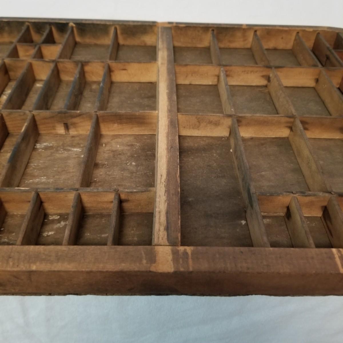 Vintage Printer Type Case Drawer (BR1-JS) | EstateSales.org