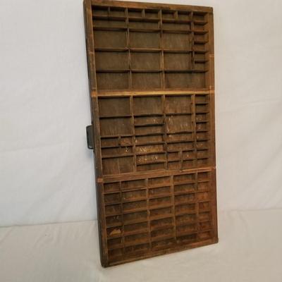 Vintage Printer Type Case Drawer (BR1-JS) | EstateSales.org
