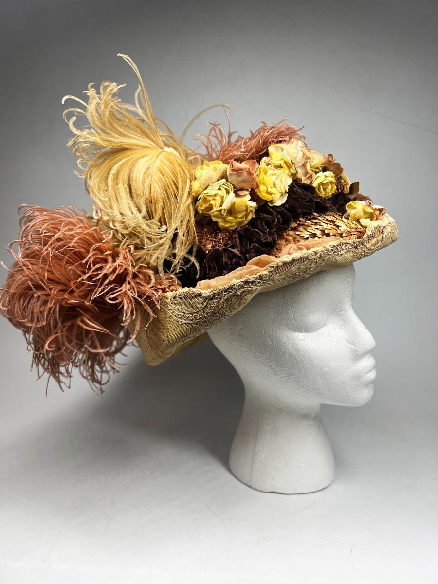 Vintage Victorian Style Feather Dress Up Fashion Hat with Round Hat Box ...